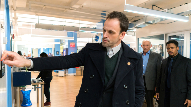 エレメンタリー ホームズ＆ワトソン in NY シーズン4 #17 NYのヒーロー | WOWOWオンデマンドで見る